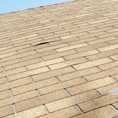 Top 3 Signs of Wind Damage to Your Roof Shingles - Stinson Services