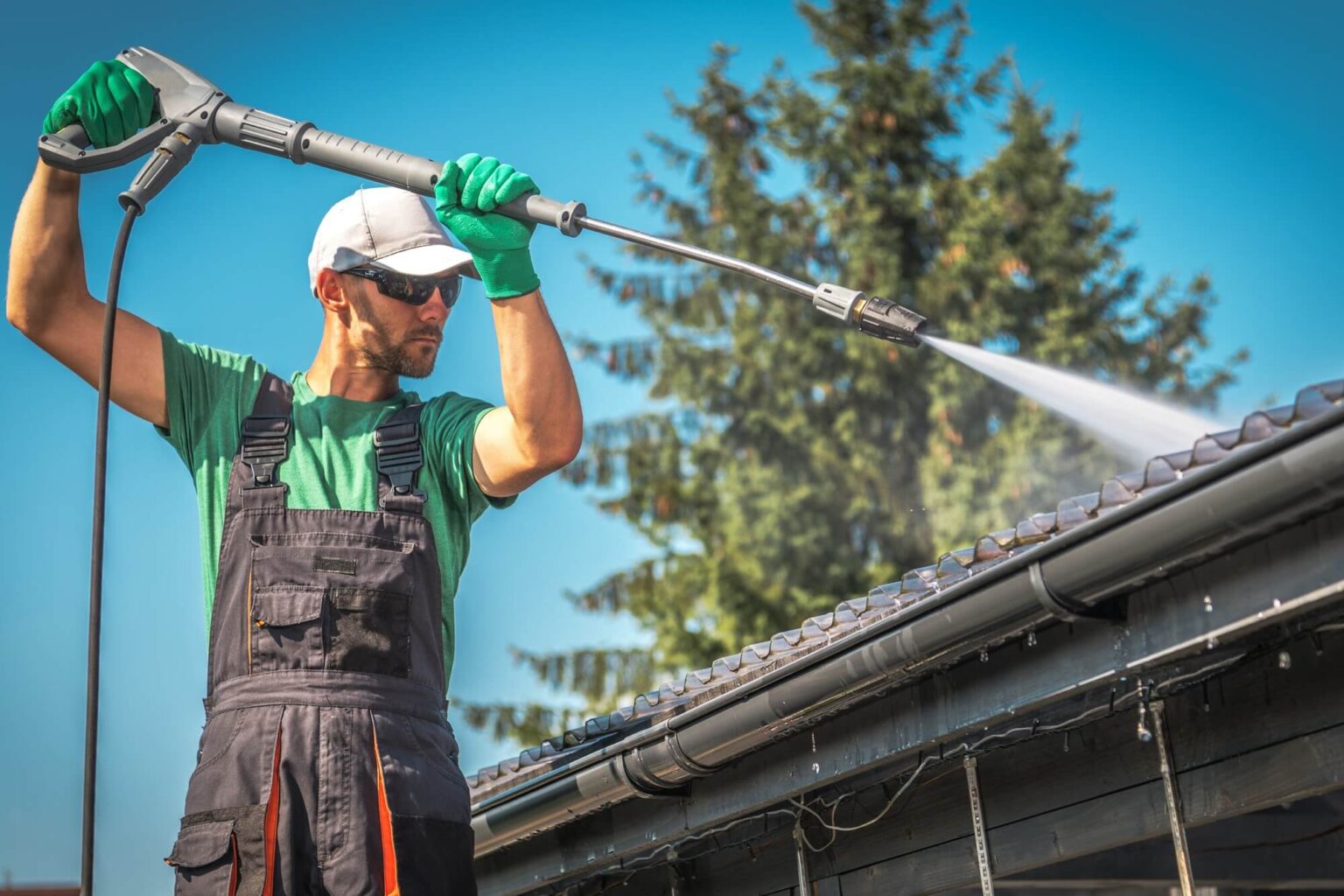 Gutter Cleaning Minneapolis | Stinson Services